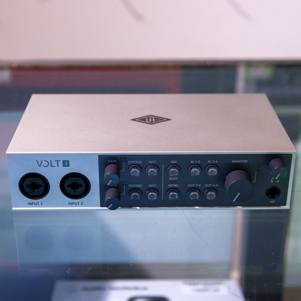 Universal Audio Volt 4 USB Audio Interface (Demo) – Music City Canada