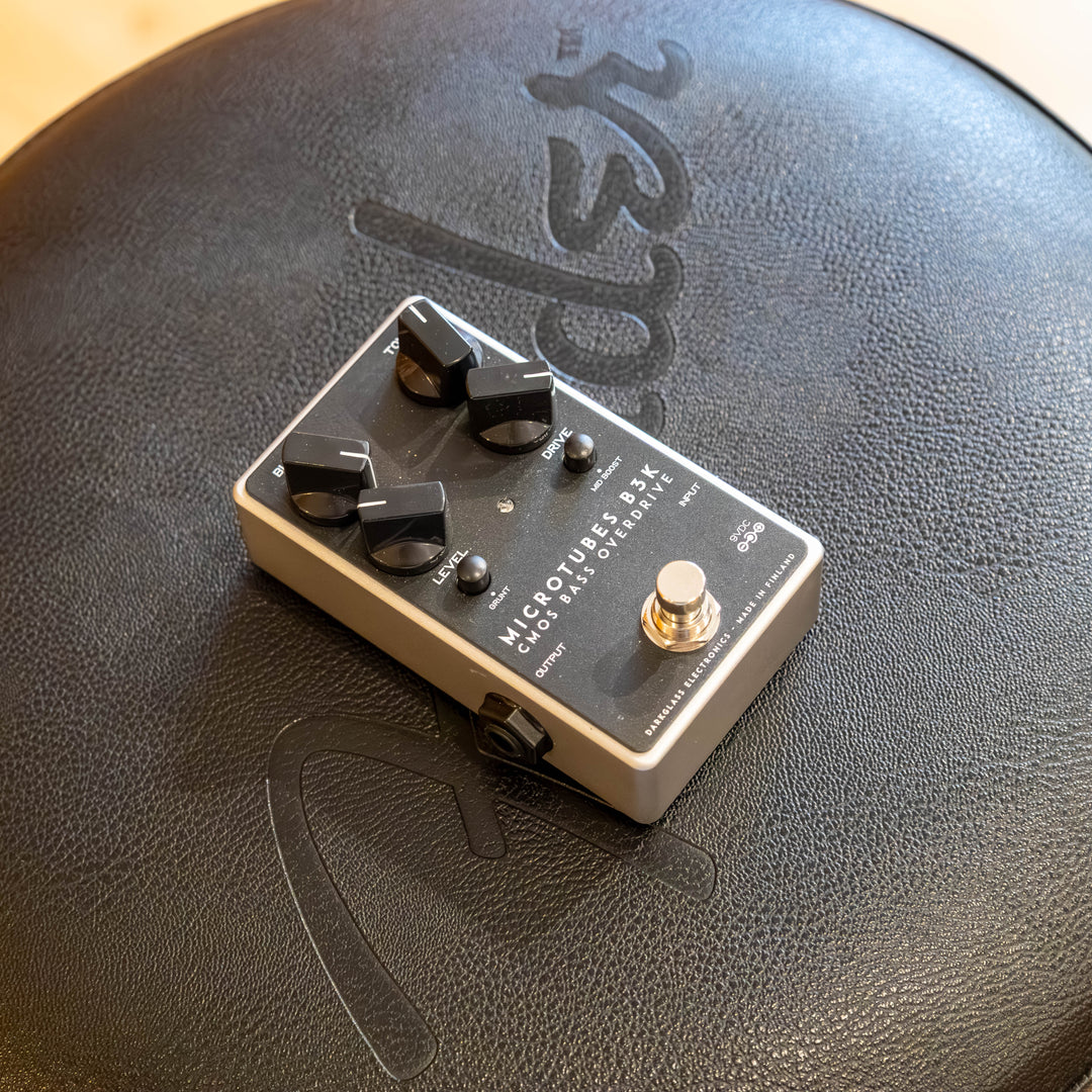 Darkglass Microtubes B3K v2 CMOS Bass Overdrive Pedal (Demo) – Music ...