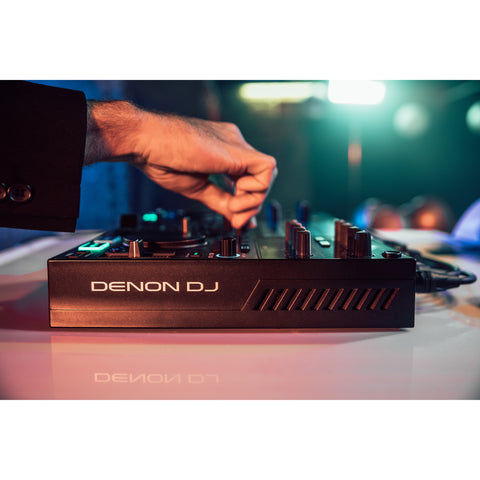 Denon PRIME GO Rechargeable Smart DJ 2-Deck Console w/ 7'' Touchscreen ...